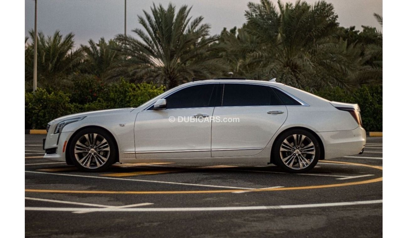 مستعملة كاديلاك CT6 بلاتينوم 2017 للبيع في الشارقة - 565614