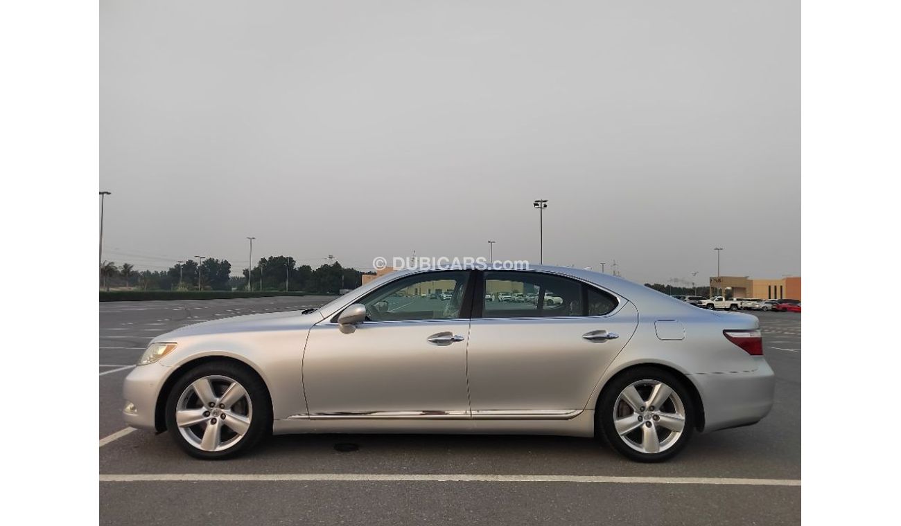 Used Lexus LS460 2008 2008 for sale in Sharjah - 665616