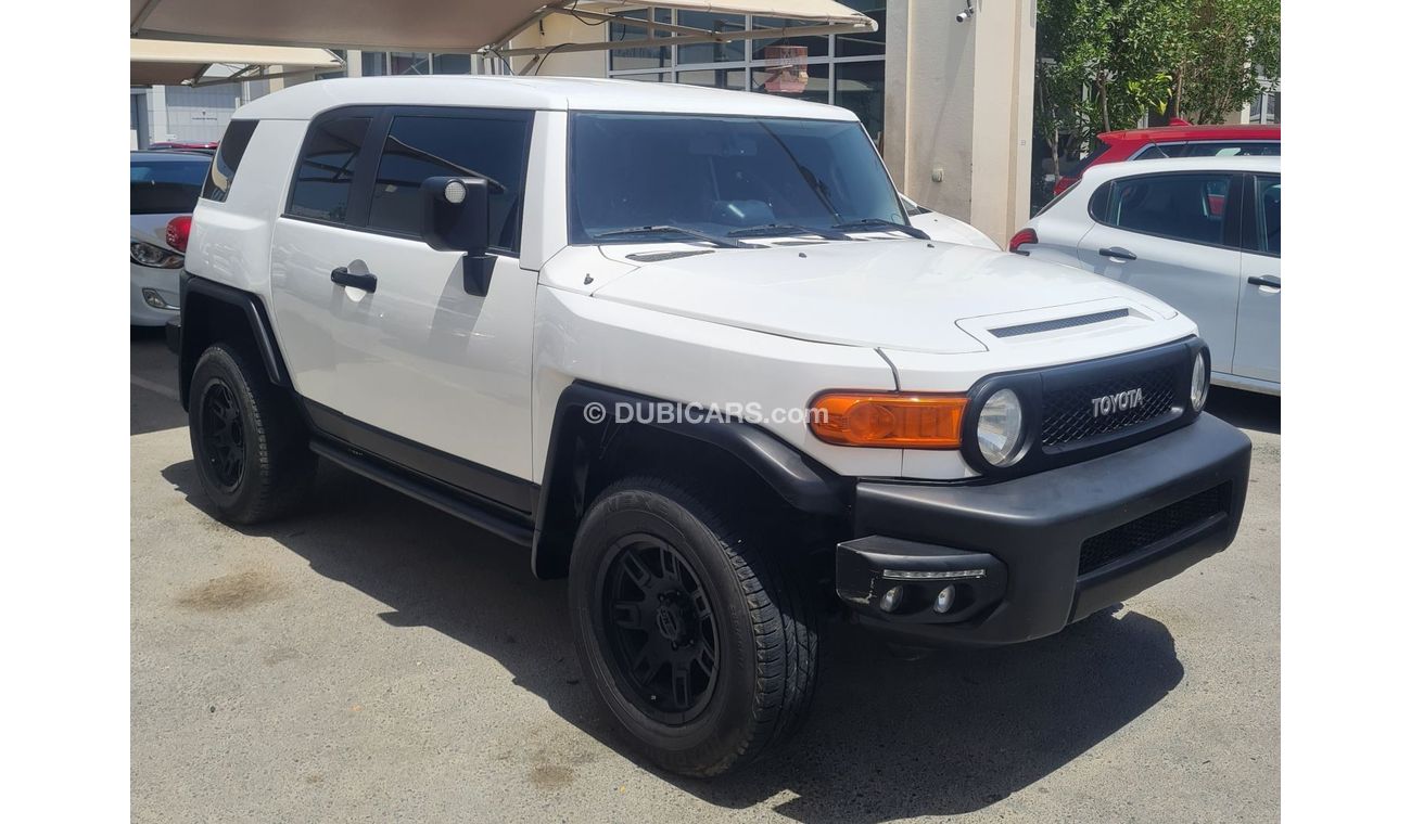 Used Toyota FJ Cruiser 2009 for sale in Dubai - 612479