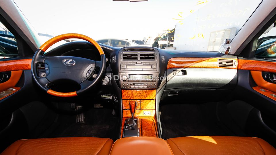 مستعملة لكزس LS 430 2002 للبيع في دبي - 83232