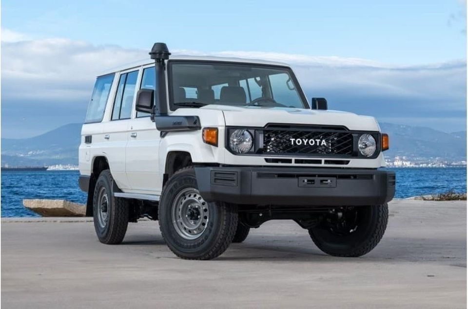 New Toyota Land Cruiser Hard Top Land Cruiser Hard Top LC76 4.5L 5door Diesel V6 2024 0KM 2024 ...