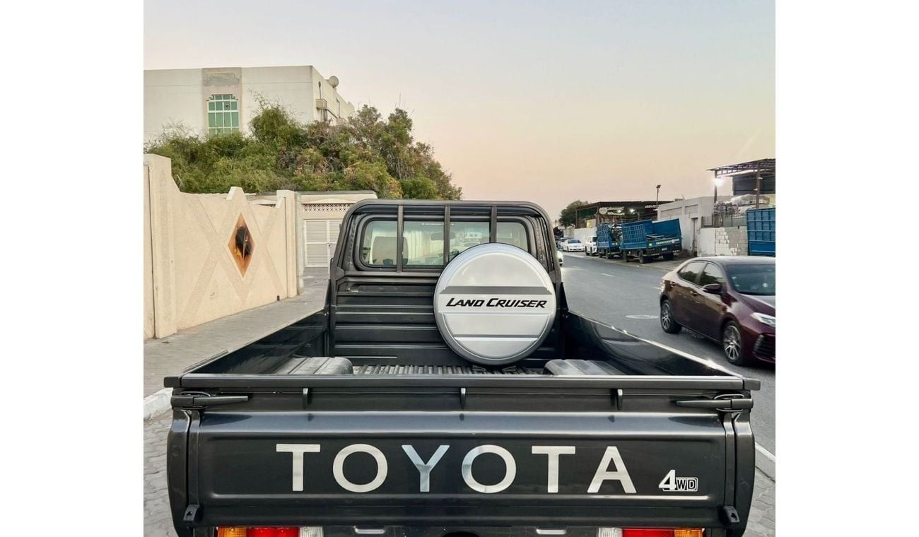 Used Toyota Land Cruiser Pick Up Diesel 4.5 Liter Right Hand Drive ...