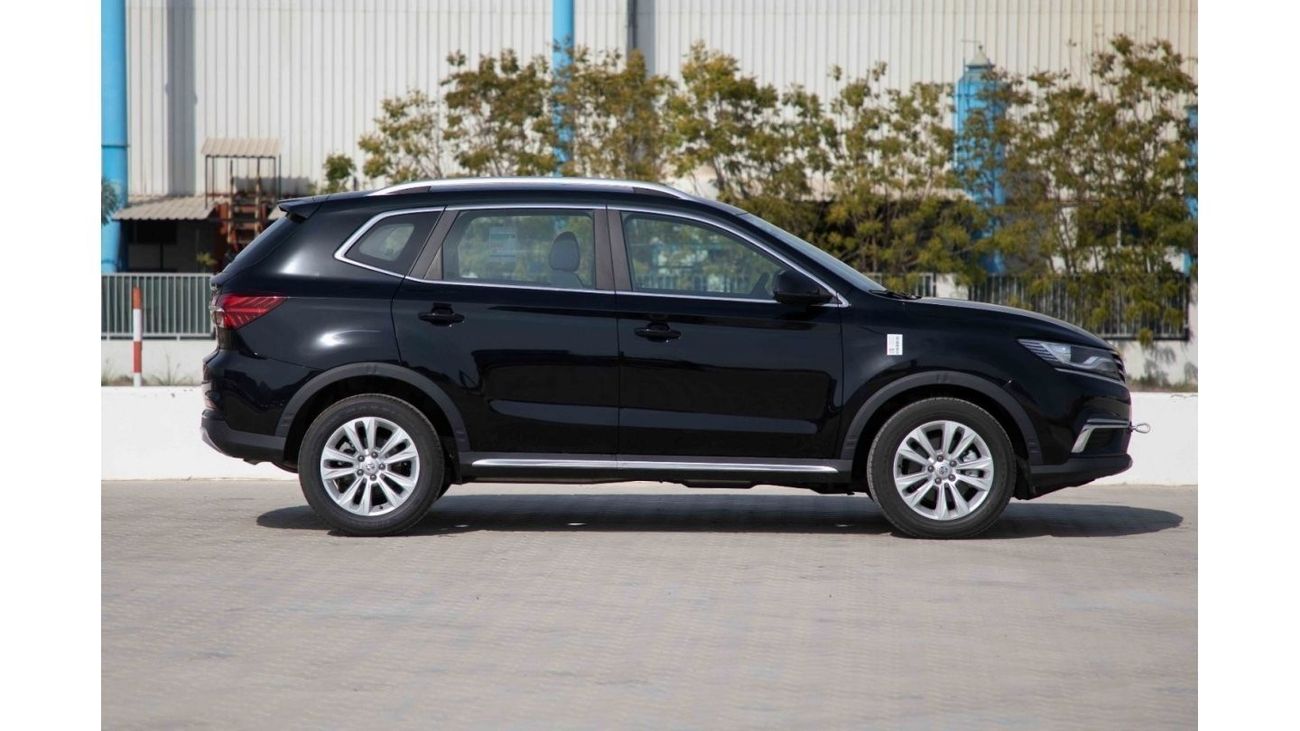 New 2023 MG RX5 1.5 STANDARD - Black inside Black 2023 for sale in ...