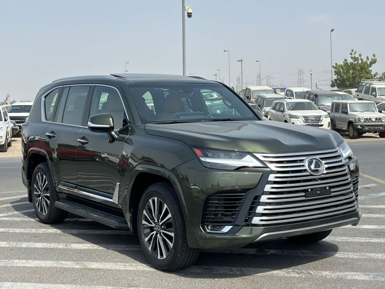 New Lexus LX600 Prestige 3.5L 2024 for sale in Dubai - 818257