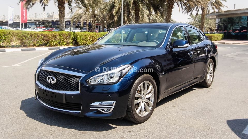 Infiniti Q70 for sale: AED 135,900. Blue, 2016