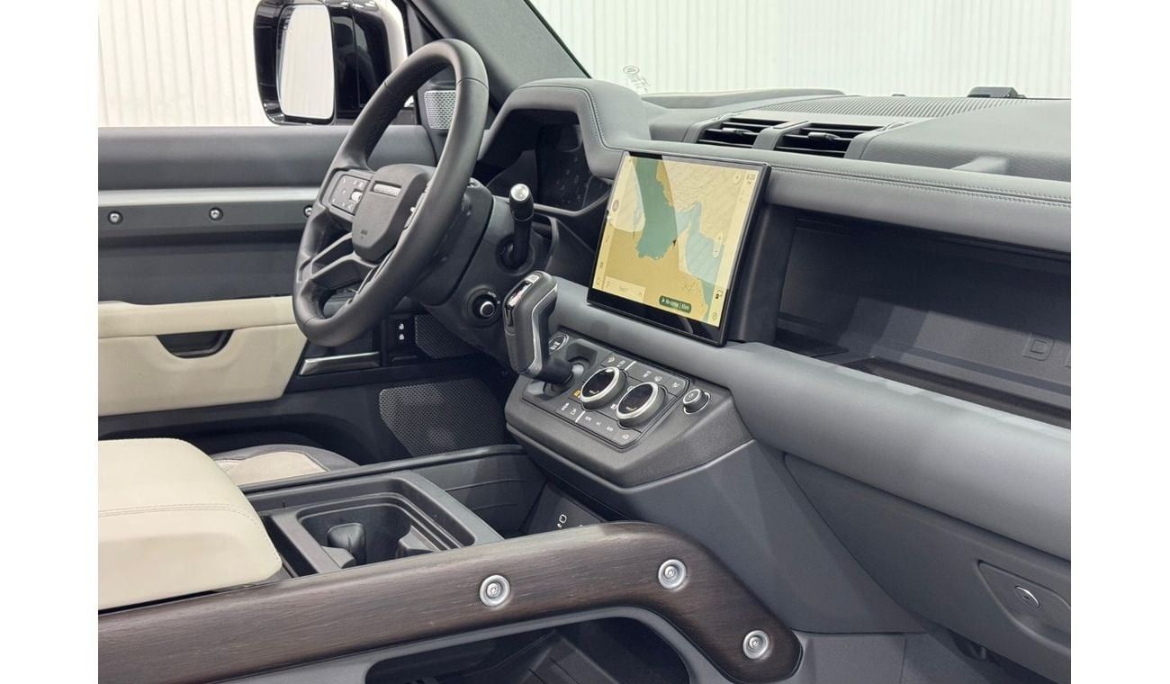Used P400 130 X-Dynamic SE (7 Seater) 2024 Land Rover Defender 130 P400 ...
