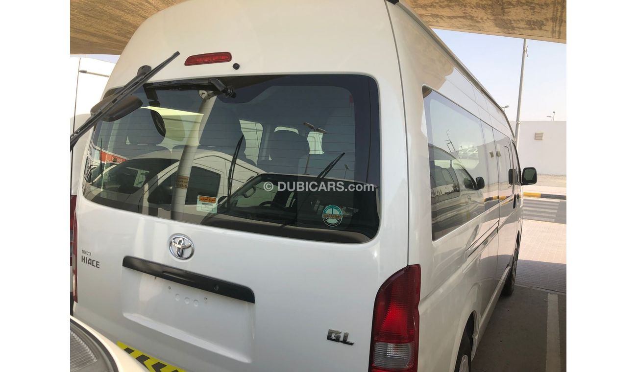Used Toyota Hiace Highroof Bus 15 seater, model:2017. Excellent ...