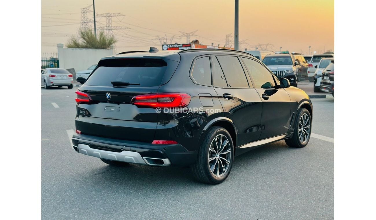 Used BMW X5 2022 for sale in Dubai - 744565