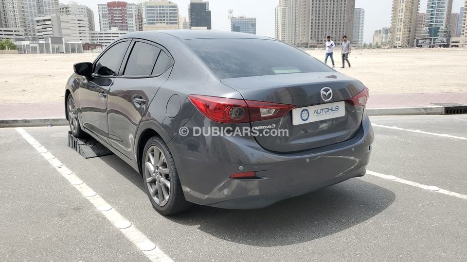 مستعملة مازدا 3 1.6L - Service History 2015 للبيع في دبي - 642781