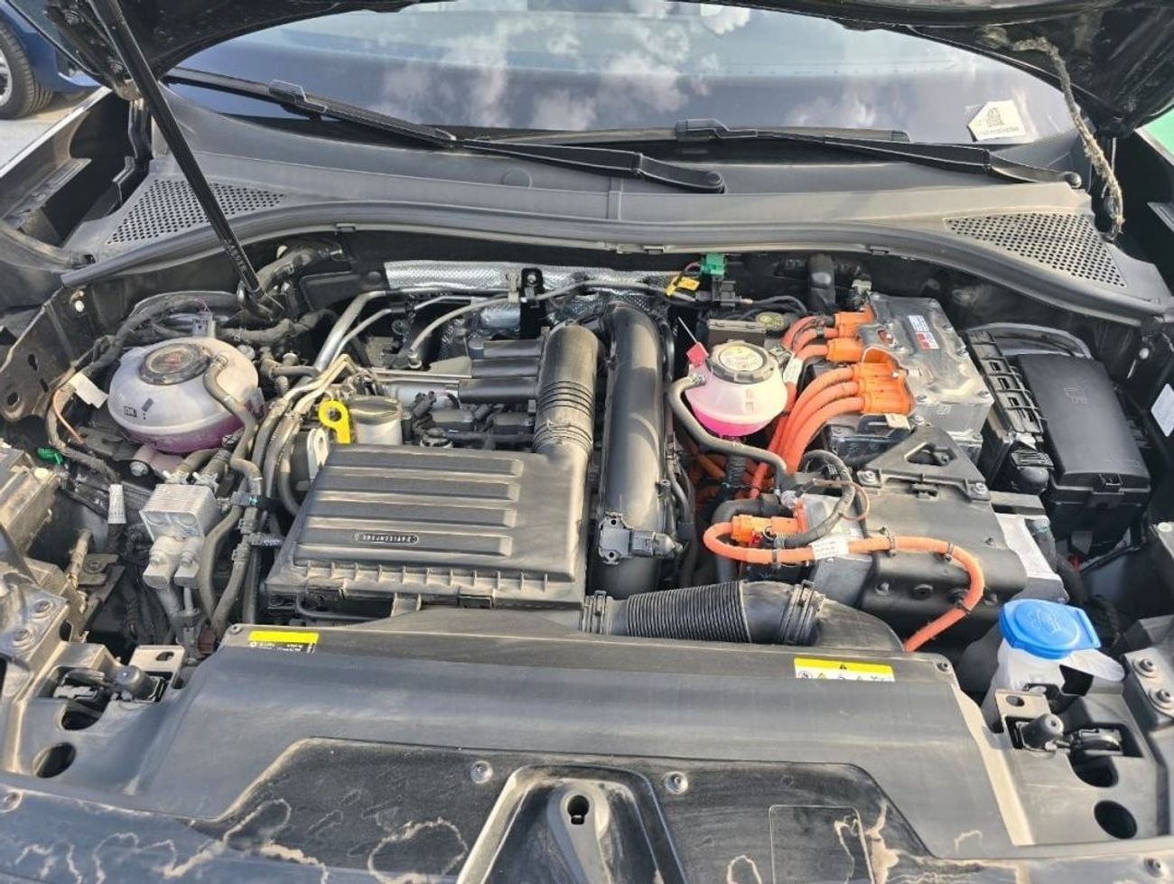 New Volkswagen Tayron 1.4L HYBRID GTE FULL OPTIONS 2024 2024 for sale in Dubai - 771145