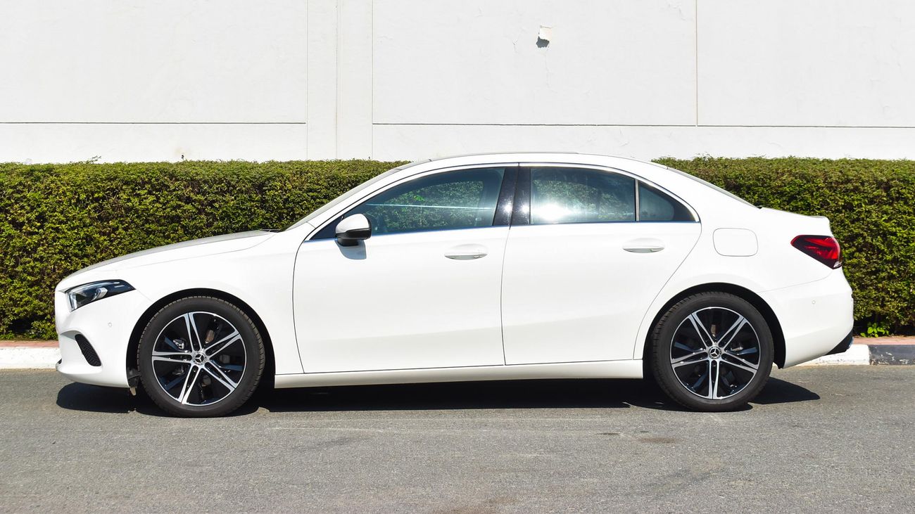 New Mercedes-Benz A 200 2022 for sale in Dubai - 576969