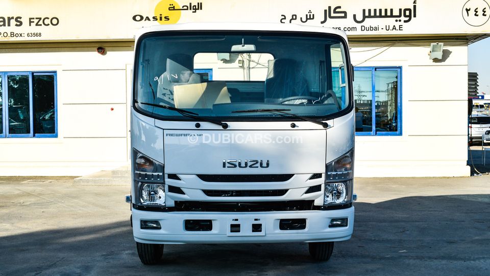 New Isuzu Reward NP 2021 for sale in Dubai - 382396