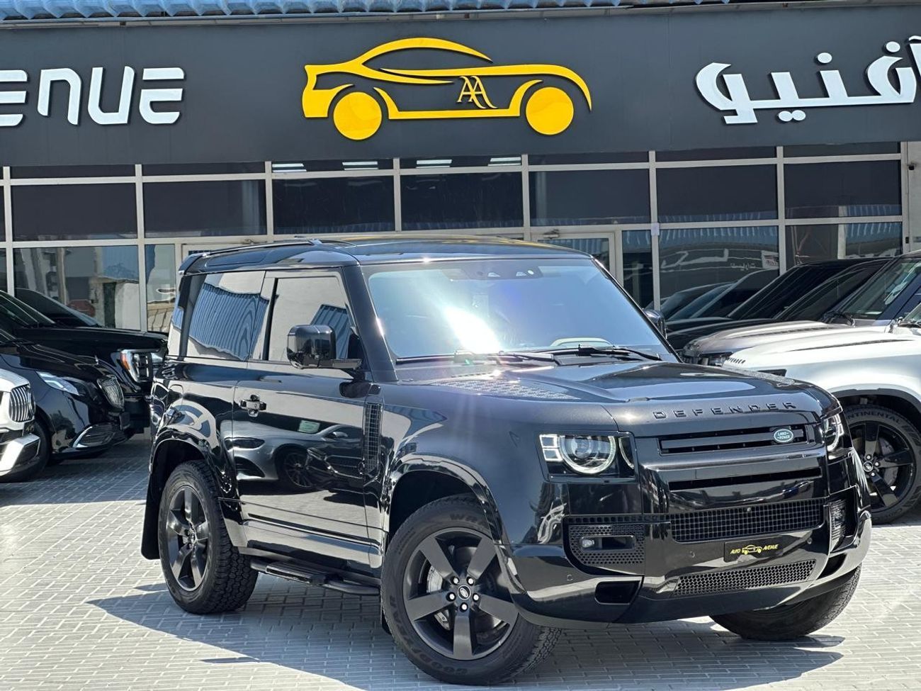 Used Land Rover Defender 90 X-Dynamic HSE P400 3.0L 2022 for sale in ...