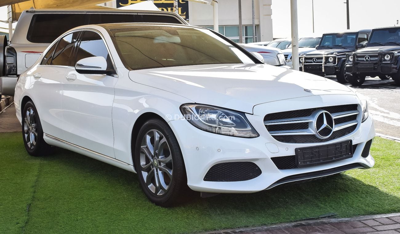 Used Mercedes-Benz C200 2016 for sale in Sharjah - 208981