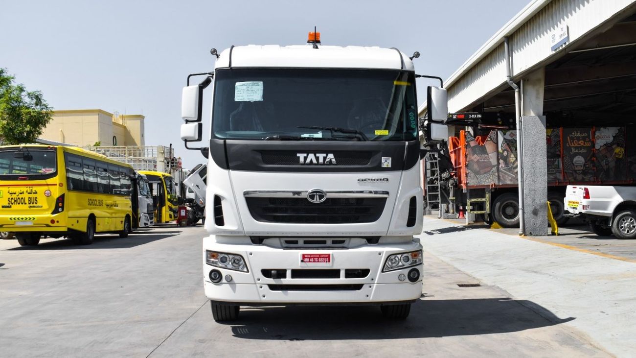 New TATA PRIMA 4X2 Tractor Head 2023 for sale in Dubai - 723678