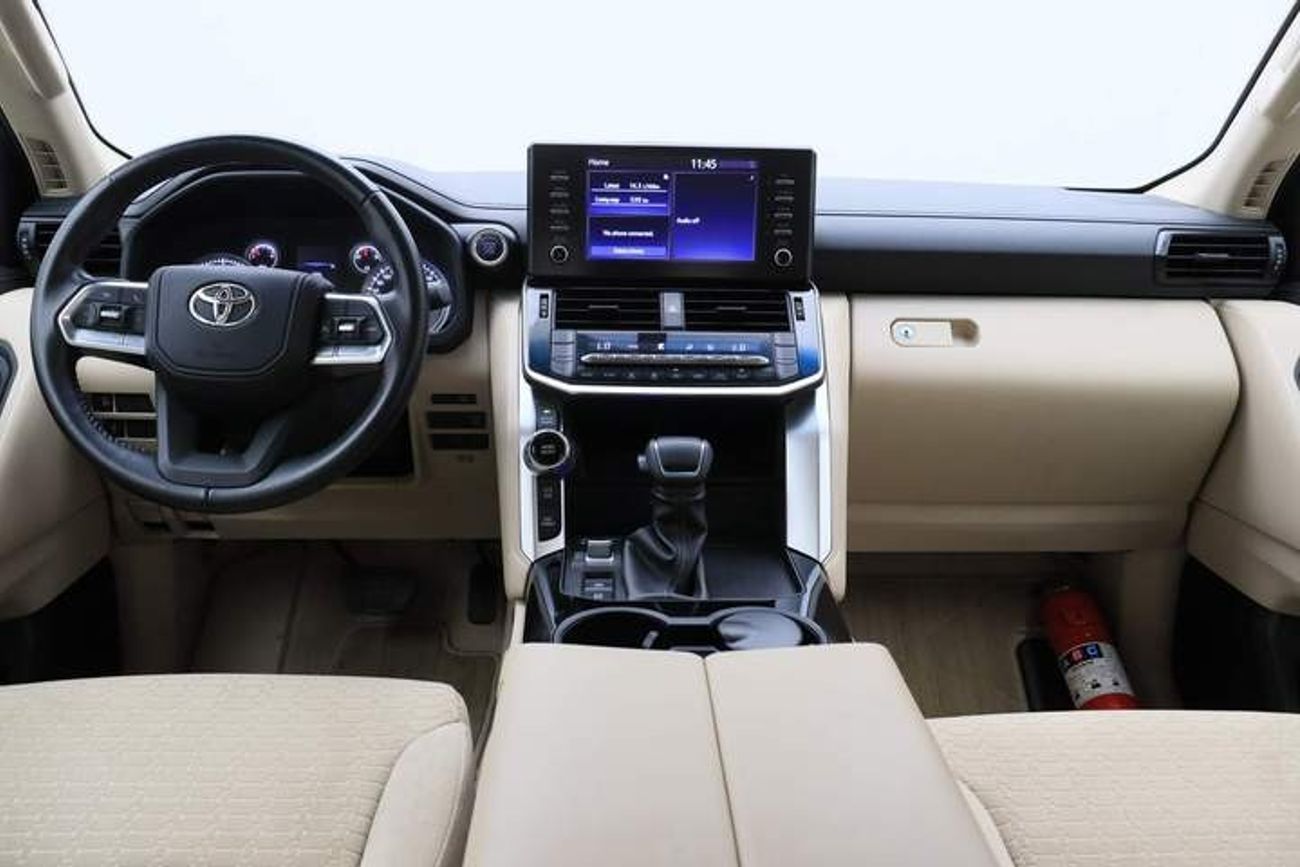 Used Toyota Land Cruiser EXR 3.5 2023 for sale in Dubai - 836981