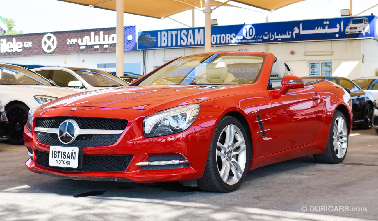 Used Mercedes-Benz SL 350 2013 for sale in Dubai - 564426