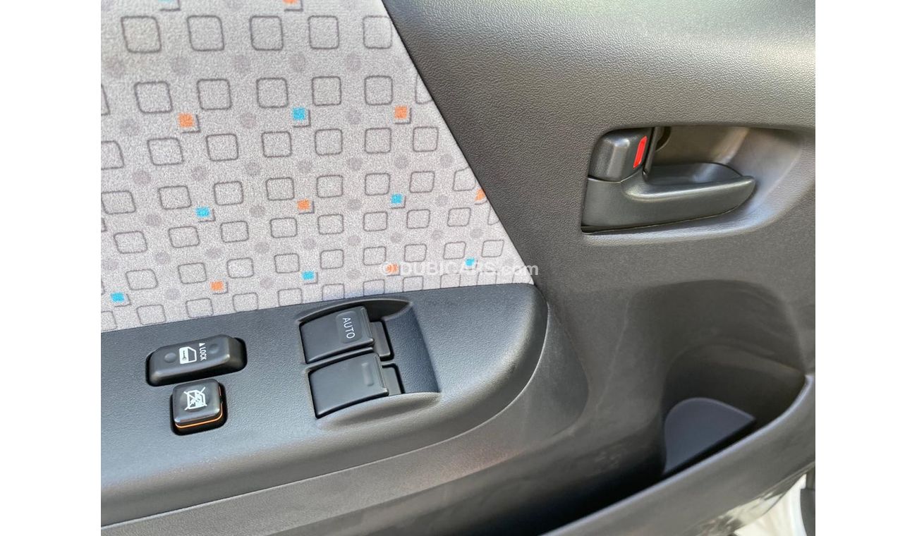 New TOYOTA HIACE HIGHROOF 2.5L DIESEL M/T 2023 for sale in Dubai - 676320