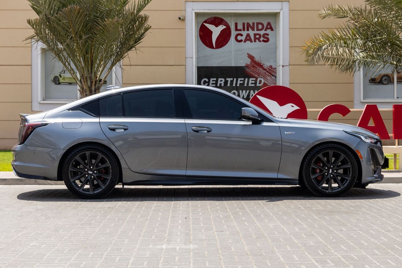 Used Cadillac CT5 V 3.0T 2022 for sale in Dubai - 871907