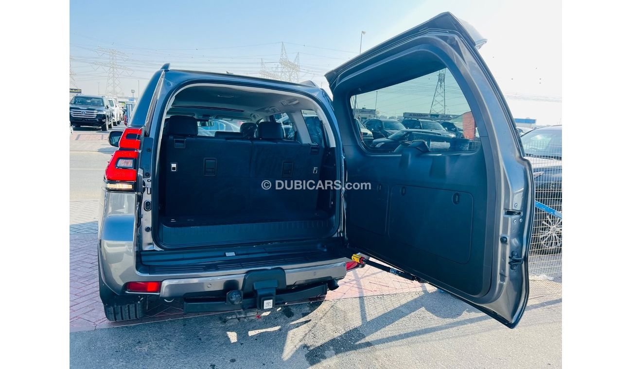 Used Toyota Prado TXL 2021 for sale in Dubai - 560976