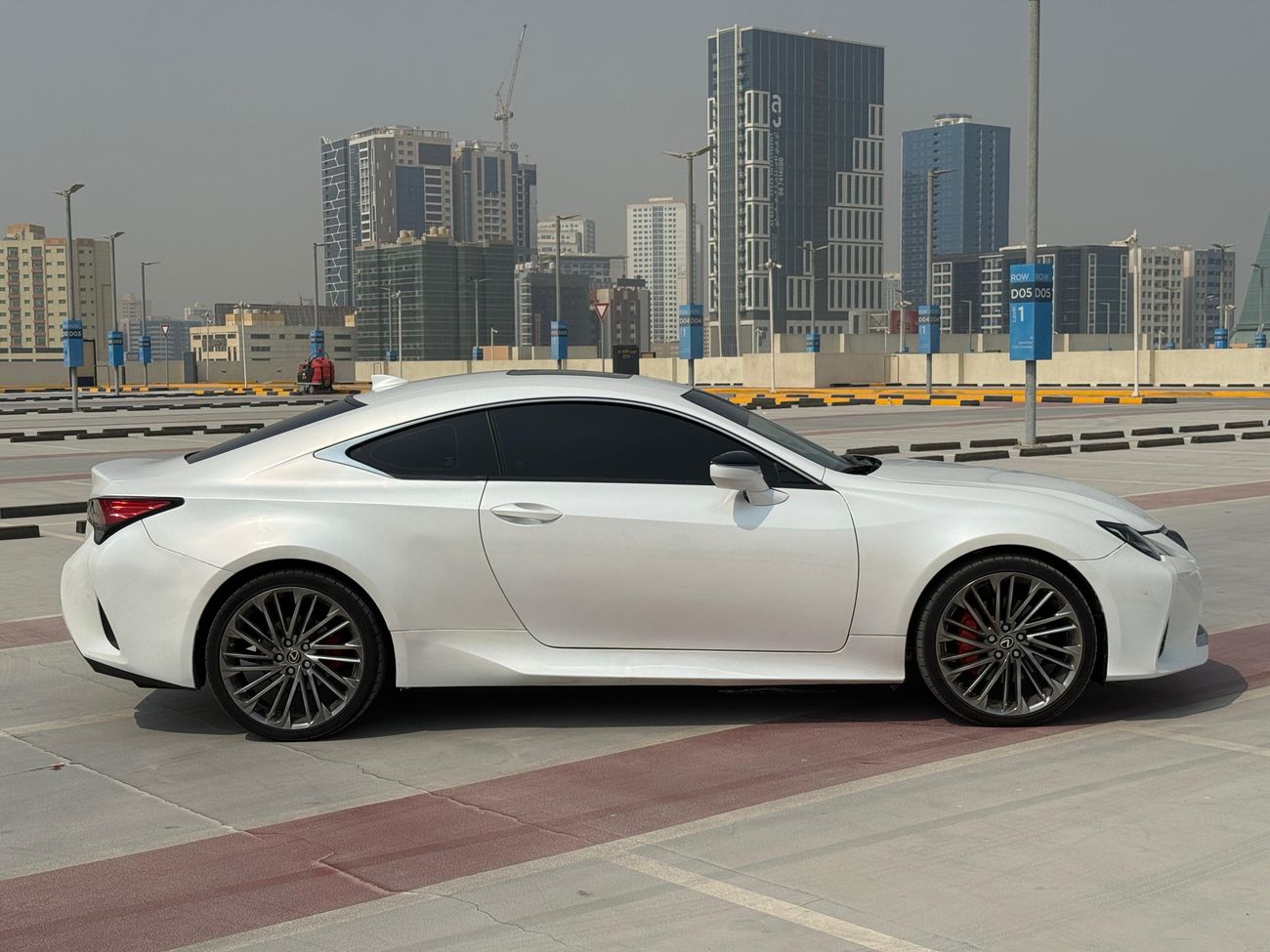 مستعملة لكزس RC 350 3.5L V6 2021 للبيع في عجمان - 896134