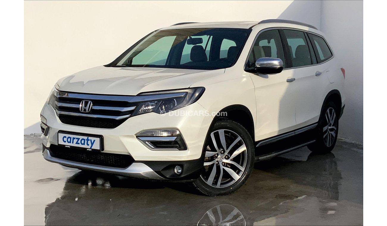Used Honda Pilot Touring 2016 for sale in Dubai - 445385