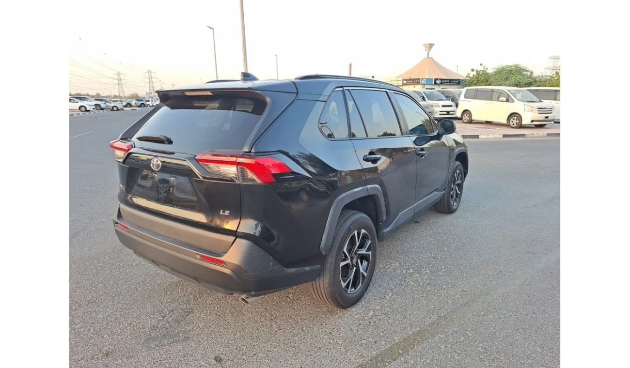 Used TOYOTA RAV4 VERY CLEAN CAR 2019 for sale in Dubai - 436555