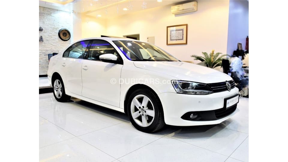 Volkswagen Jetta Volkswagen Jetta 2012 Model!! in White Color! GCC ...