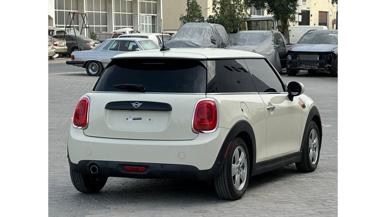 Used Mini Cooper Coupé 2019 for sale in Dubai - 725591