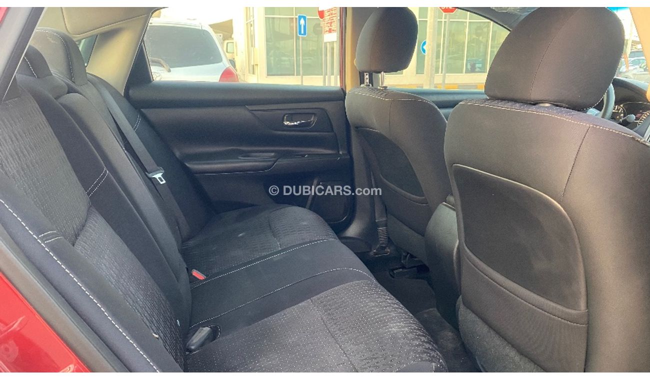 Used Nissan Altima 2016 for sale in Sharjah - 633762