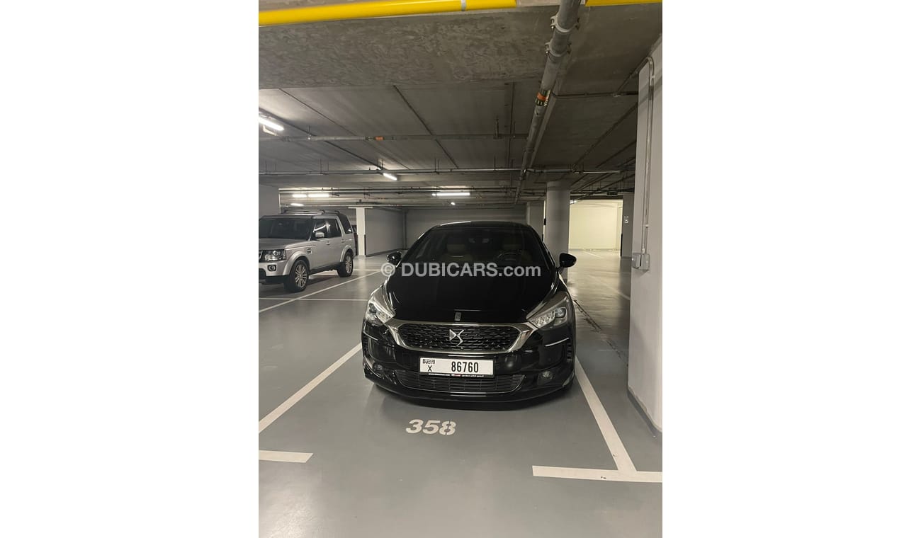Used Citroen DS5 2018 for sale in Dubai - 623566