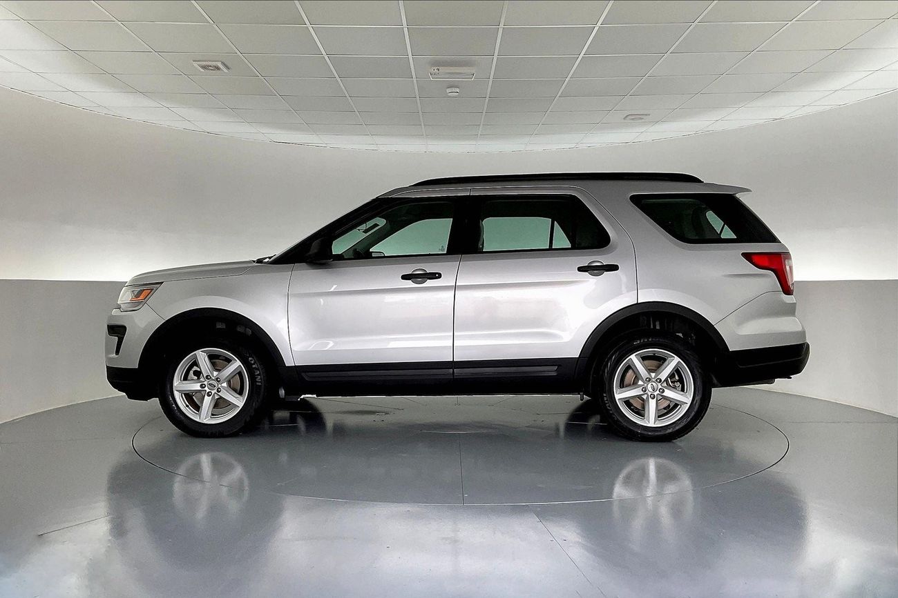 Used Ford Explorer XL / Standard 2019 for sale in Dubai - 575623