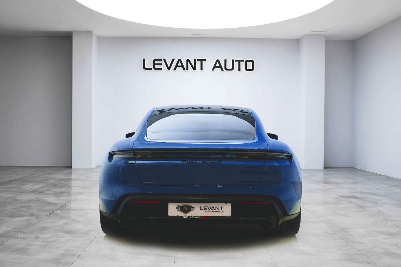 Used Porsche Taycan 2021 for sale in Dubai - 782865