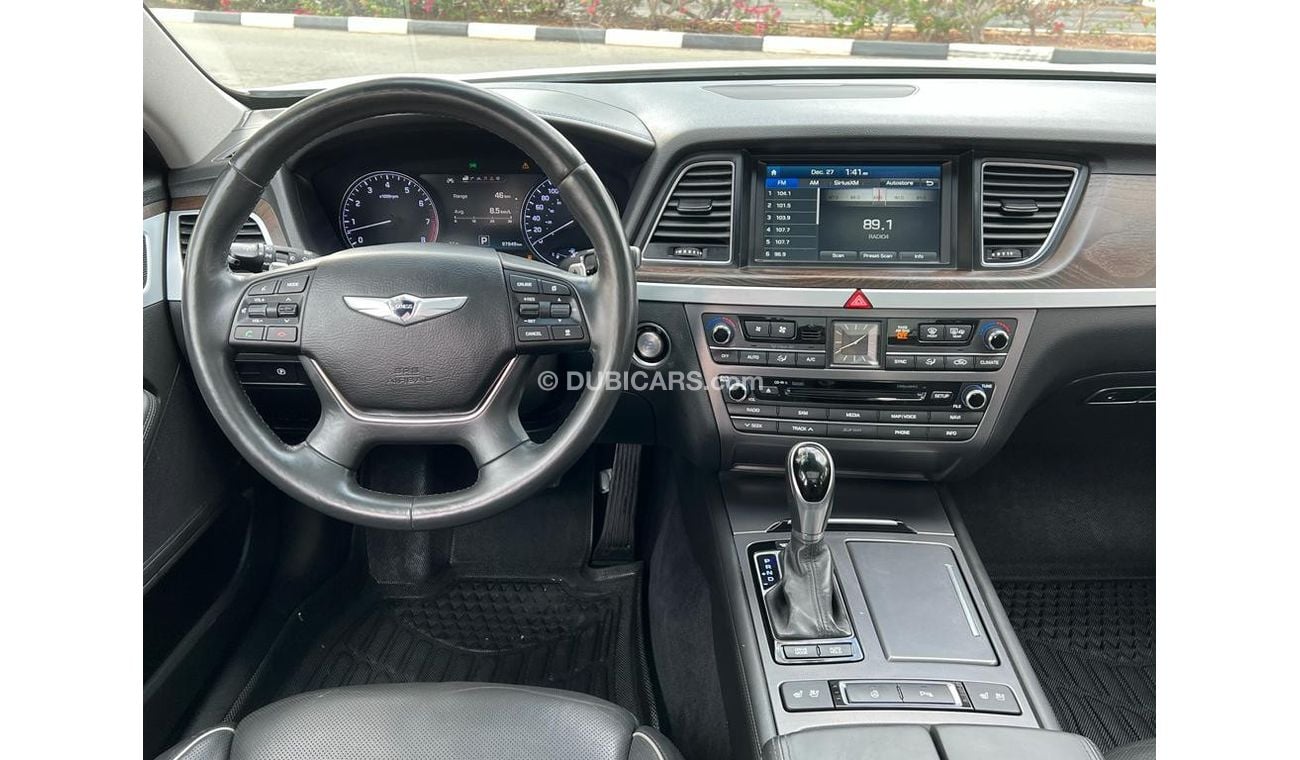 Used Royal HYUNDAI GENESIS 2015 HTRACE 3.8L FULL OPTIONS PERFECT ...