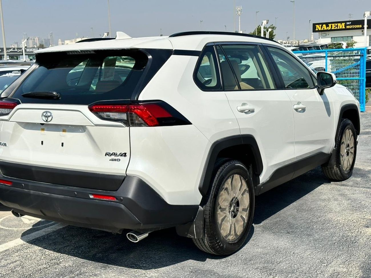 New EXR TOYOTA RAV4 2.5 PETROL 2022 WITH RADAR 2022 for sale in Dubai ...