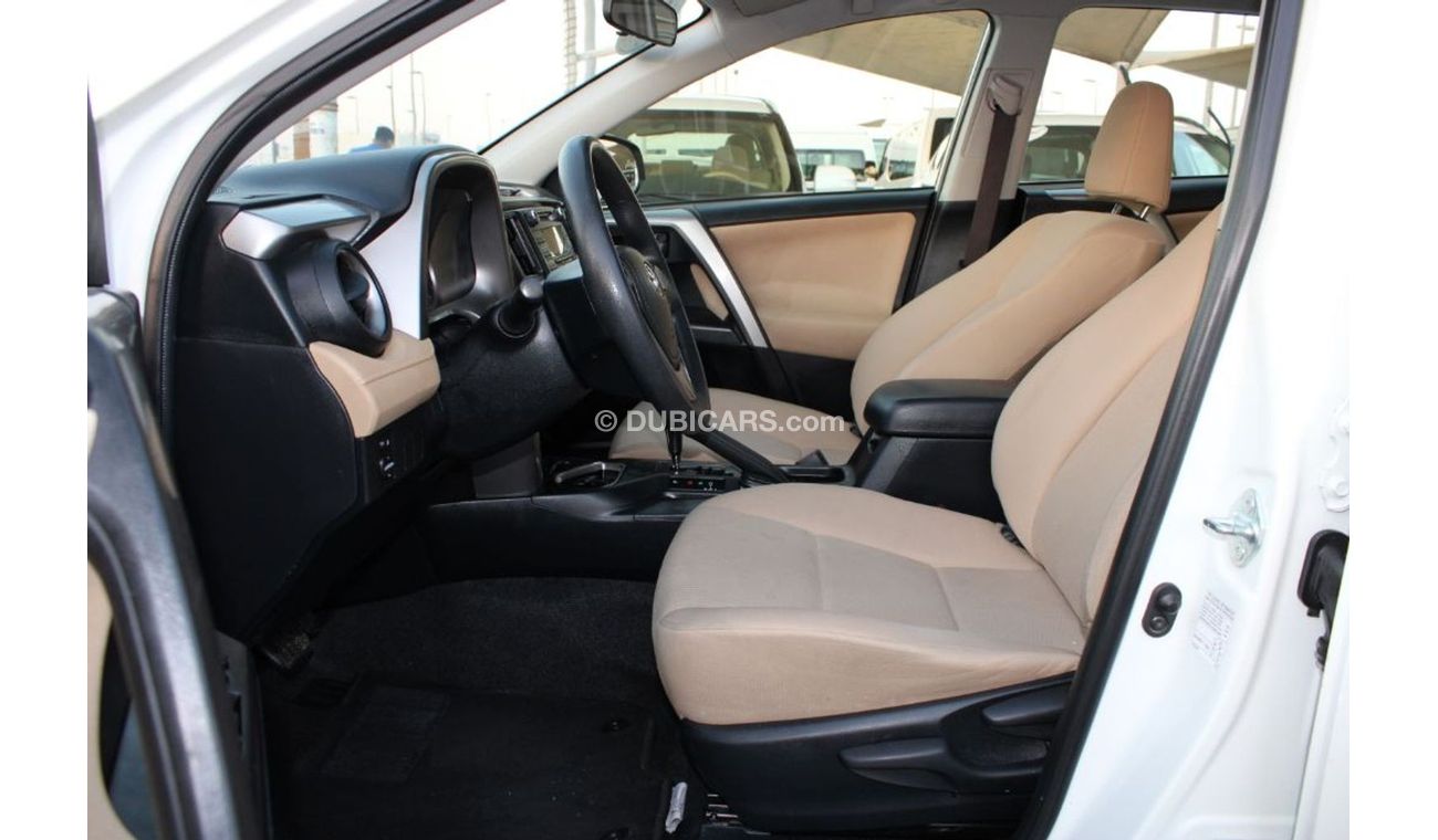 Used Toyota RAV4 EX 2016 for sale in Dubai - 370696