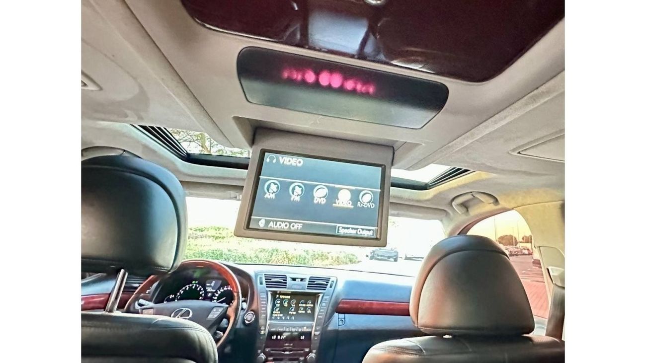 Used 2008 Lexus LS460 VIP 2008 for sale in Dubai - 709189