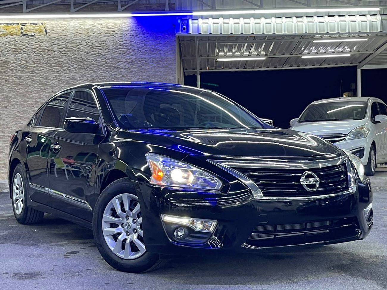 Used Nissan Altima S 2.5 2015 for sale in Ajman - 542588