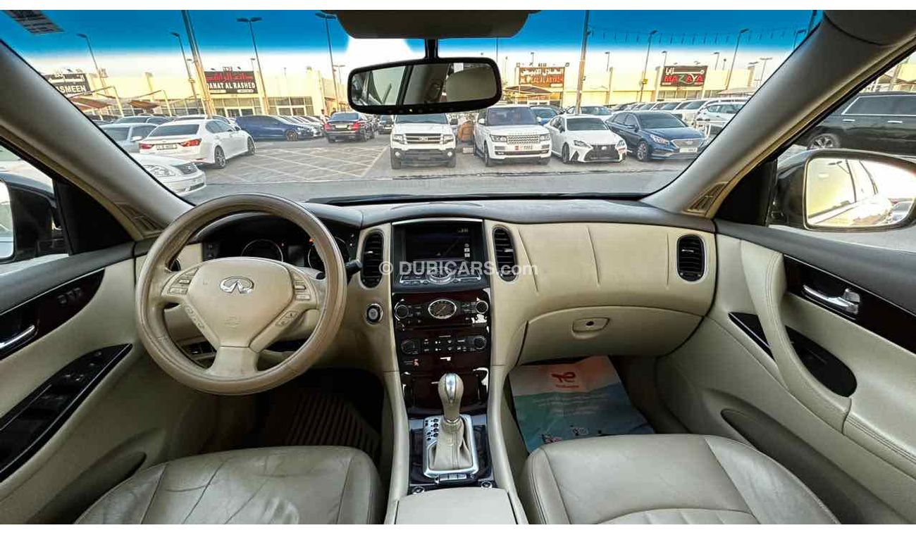 Used Infiniti EX35 Full option 3.5L, V6 2010 for sale in Sharjah - 627493