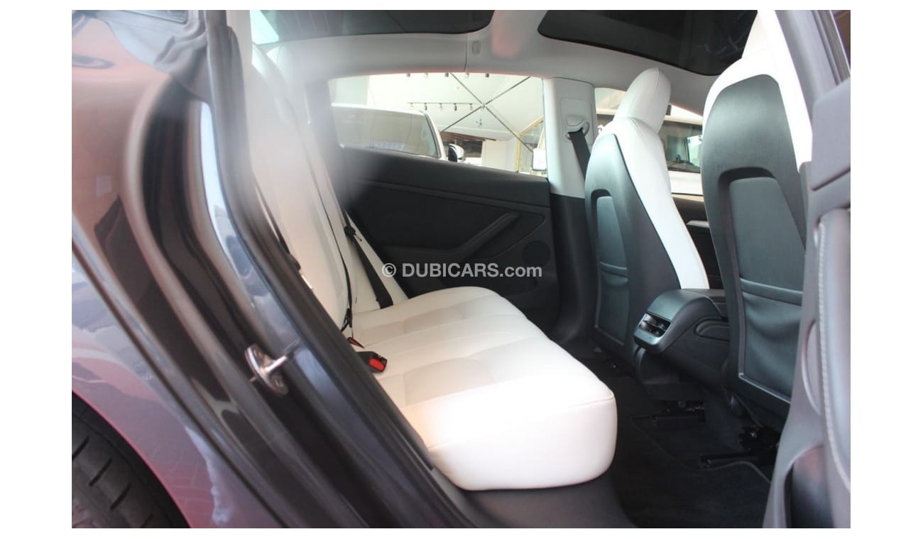 Used Tesla Model 3 Long Range 2021 for sale in Dubai - 675712