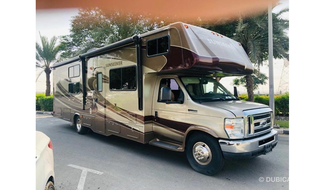 Used Ford E 450 Sun Seeker 2012 for sale in Dubai - 201200