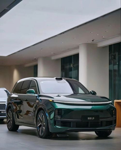 Li Auto L9 Price in UAE, Images, Specs & Features