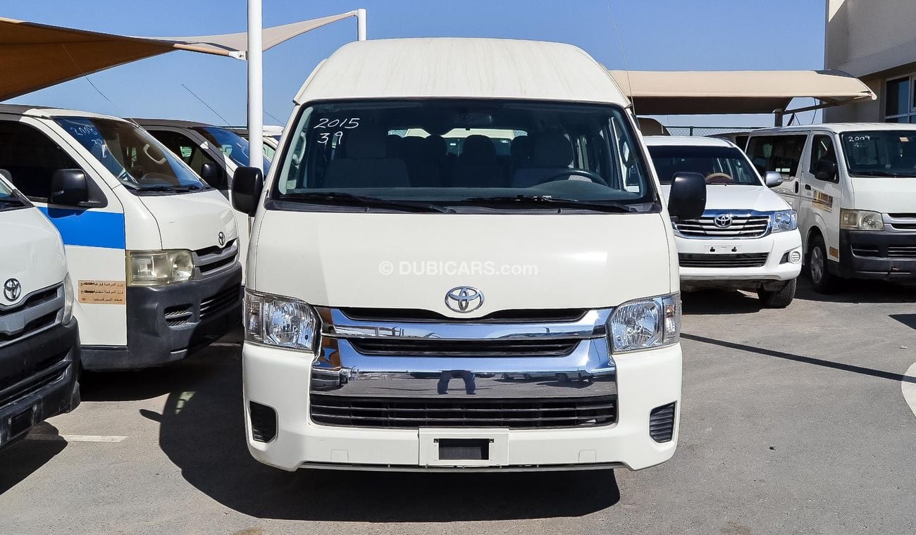Used Toyota Hiace GLX 2015 for sale in Sharjah - 287497