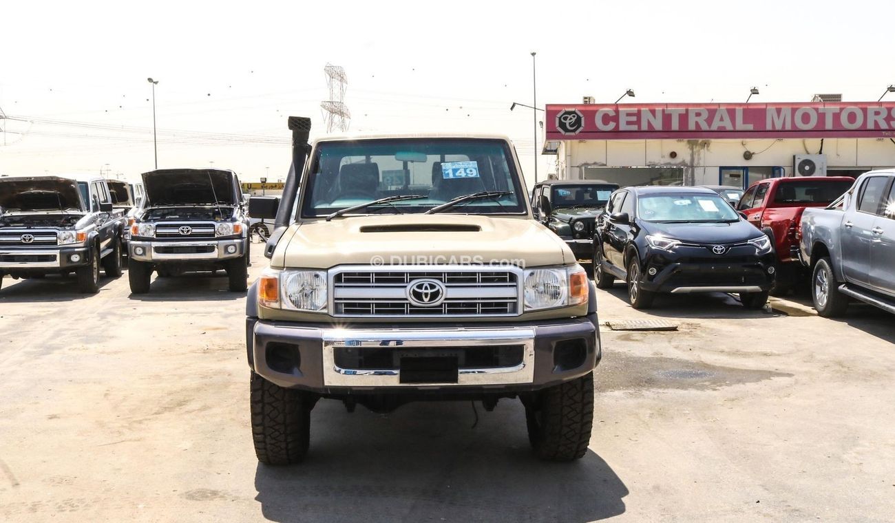 Used Toyota Land Cruiser Pick Up GLX V8 2013 for sale in Dubai - 336658