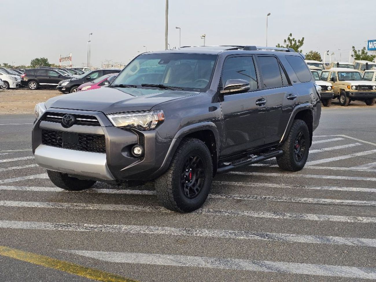 Used Toyota 4Runner 2021 model SR5 full option Sunroof , 4x4 and Push ...