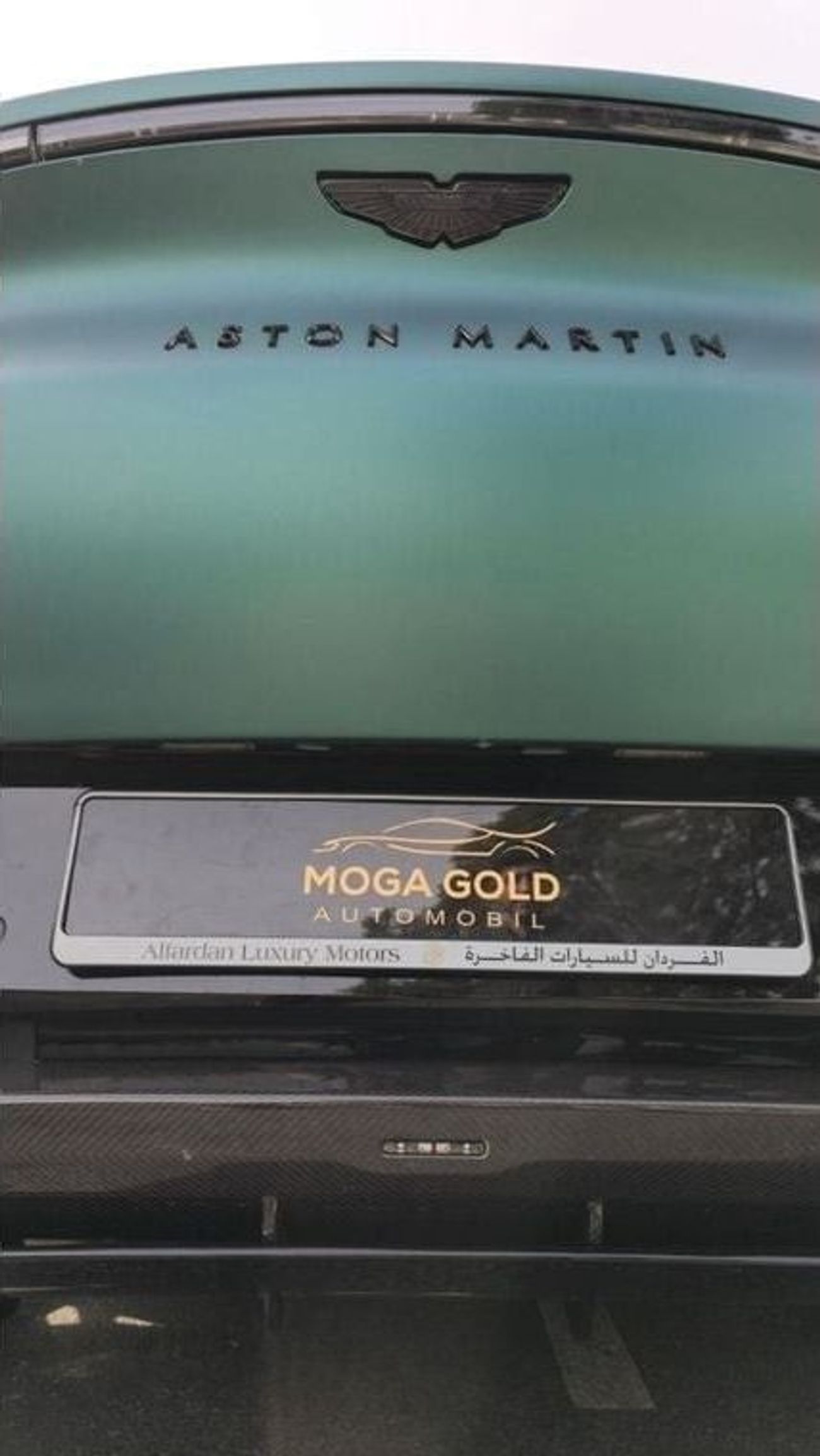 Used Aston Martin DBX ASTON MARTIN DBX : 4.0-liter twin-turbo V8 engine ...