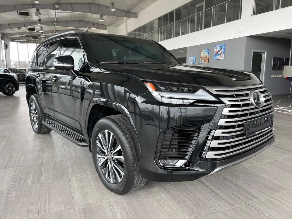New Lexus LX 500 Armored Vehicle B7+ 2025 for sale in Dubai - 912167