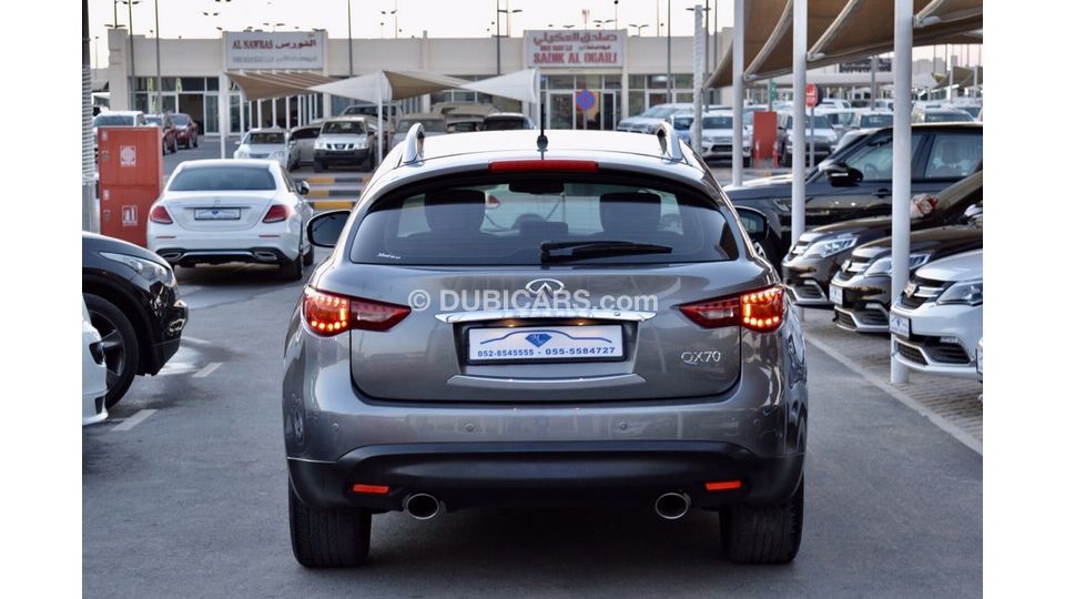 Used Infiniti QX70 QX 70 GCC ORIGINAL PAINT Republic 2014 for sale in ...
