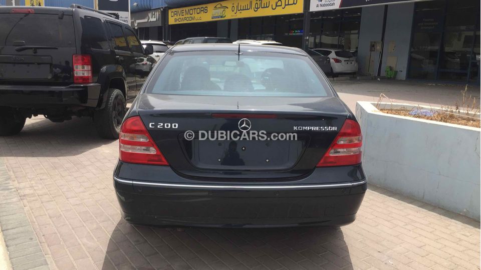 Used Mercedes-Benz C200 2006 for sale in Dubai - 158631
