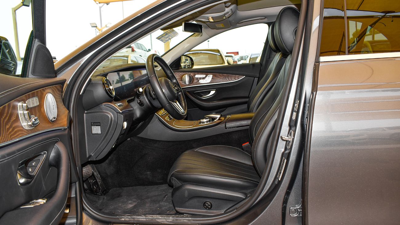 Used Mercedes-Benz E 450 4 Matic 2019 for sale in Dubai - 736121